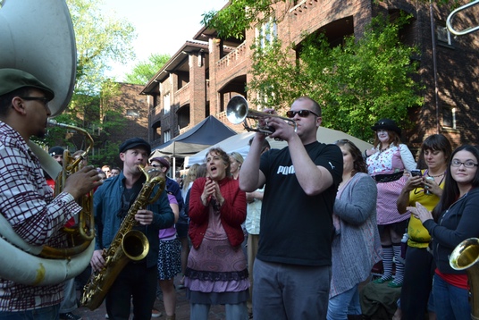 Hessler Street Fair Takes You Back in Time to the ’60s | CoolCleveland