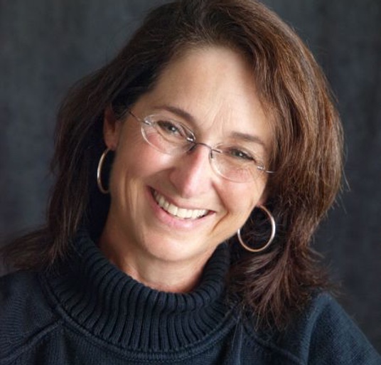 Plain Dealer Reporter Joanna Connors Talks About Her New Book at Tommy ...