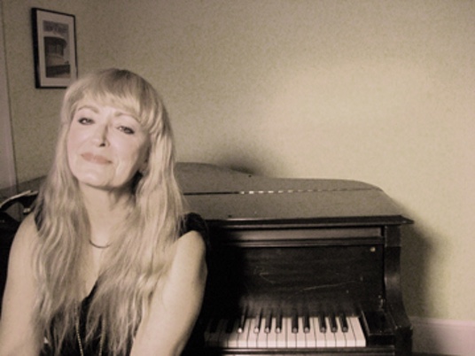 Cleveland Vocalist Nan O’Malley Does Tribute to Jazz/Pop Singer ...