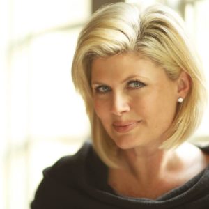 Former Miss Ohio USA Andrea Thome Signs Her New “Steamy” Romantic Novel ...