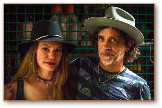 Alabama Roots Music Duo Sugarcane Jane Performs at Riverdog Gallery ...