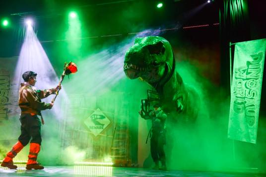 Huge Puppets Bring Dinosaurs to Life at Akron’s EJ Thomas Hall ...