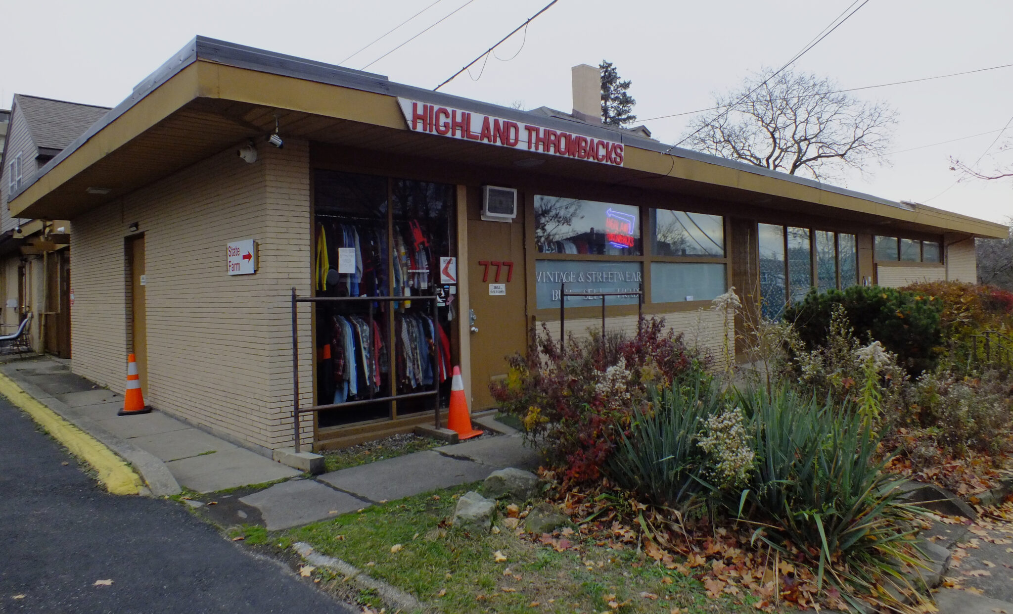 Highland Throwbacks | CoolCleveland