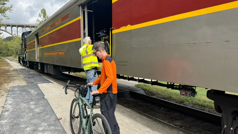 VIDEOSTREAM: Bike Aboard the Cuyahoga Valley Scenic Railroad With the ...