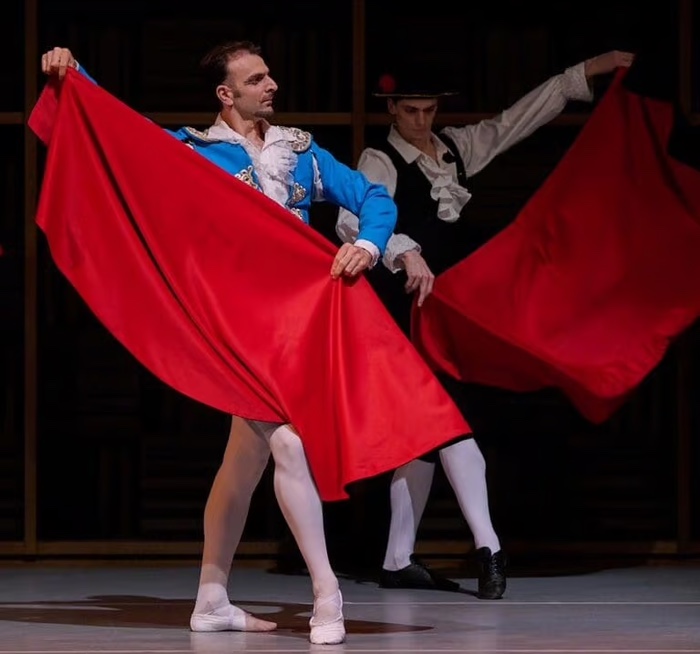 Cleveland Ballet Dances in the Akron Art Museum Garden | CoolCleveland